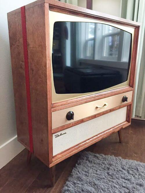 Jeff builds a midcentury modern TV cabinet for his flat-screen TV ...